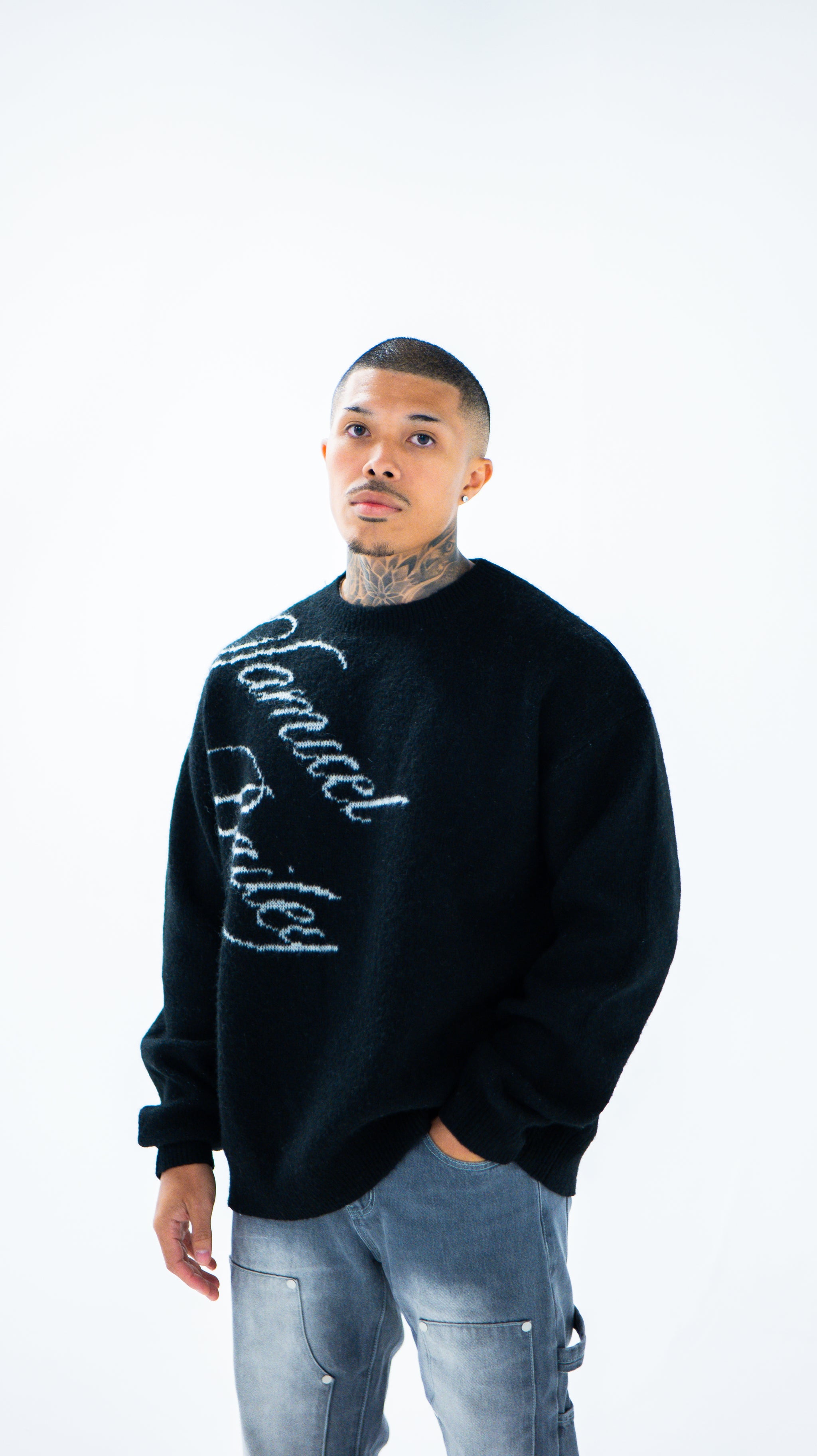 Signature Sweater – Samuel Bailey